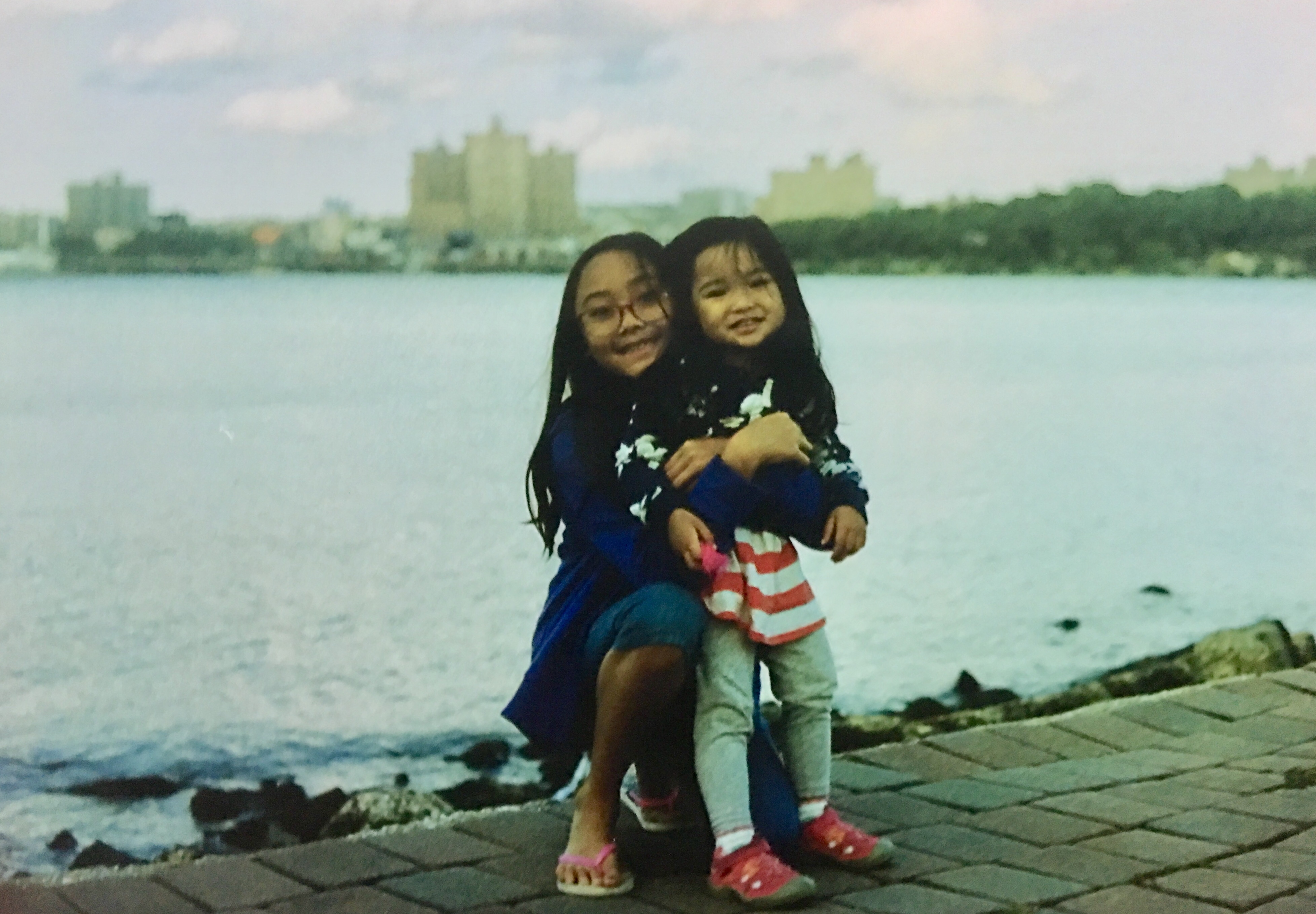 Monday Mystery Images & The Quality Of Walgreens Film Scans – Camera Legend